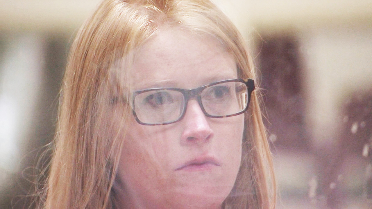 Lisa Rothwell's Instagram, Twitter & Facebook on IDCrawl